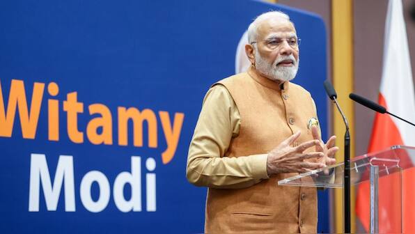 Modi in Poland, Day 2: Indian PM holds talks with Polish counterpart Tusk shortly, meet ...