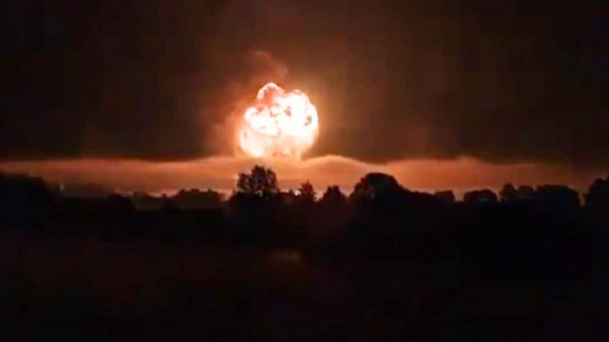 Video: Massive explosion in Russia after Ukrainian drones strike arms ...