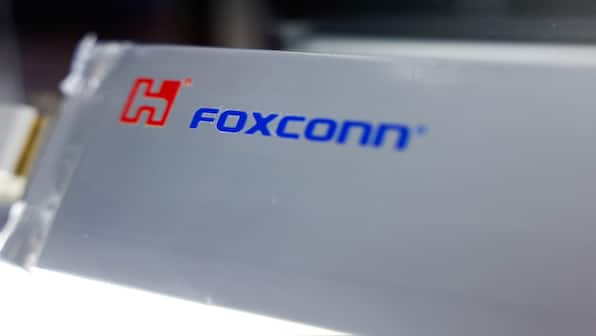 Foxconn employees face probe in China over bribery and embezzlement allegations – Firstpost
