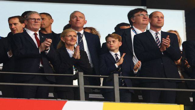 Coldplay, Arsenal tickets and more… The freebies that British PM Keir ...