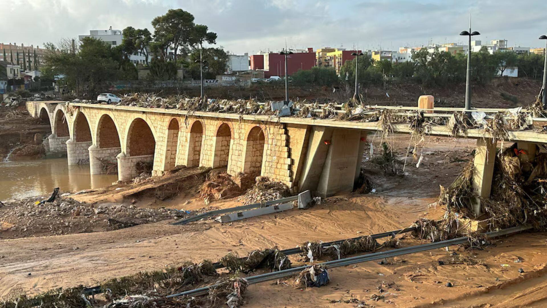 Spain flash flood toll reaches 158, search for missing continues as ...