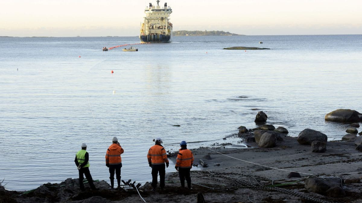 Undersea cable cuts in the Baltic: Is Russia behind the sabotage ...