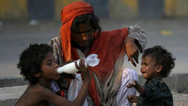 Pakistan puts over 4,000 beggars on no-fly list: Here’s why – Firstpost