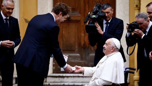 The Pope’s got new wheels: All about the new electric popemobile ...