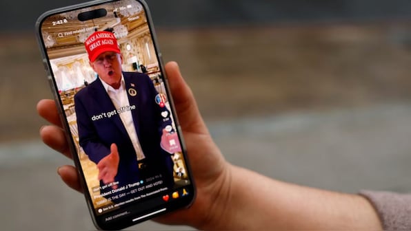 Tiktok Restores Service In Us After Trump Promises Executive Order To