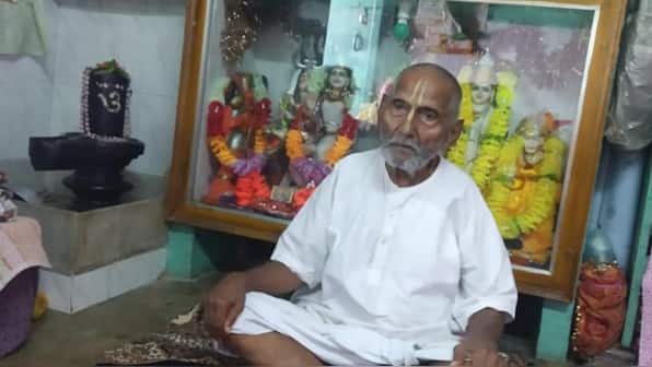 Swami Sivananda Baba, 128, back at Mahakumbh 2025. He has attended ...