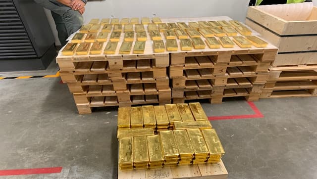 Why are banks flying out gold from London to New York? – Firstpost
