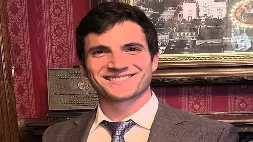 Who is on Elon Musk’s Doge team? Meet Indian-origin Akash Bobba and ...