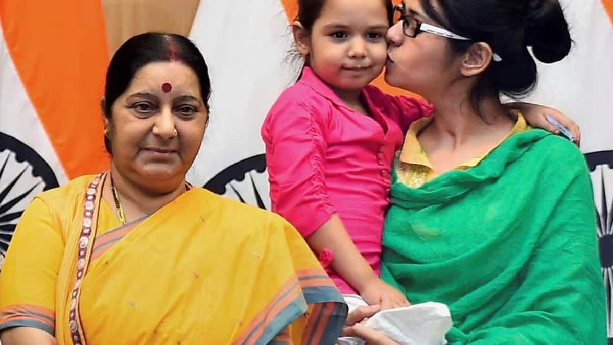 Real story of John Abraham, Sadia Khateeb's 'The Diplomat'; now on Netflix: Who is Uzma Ahmad ...