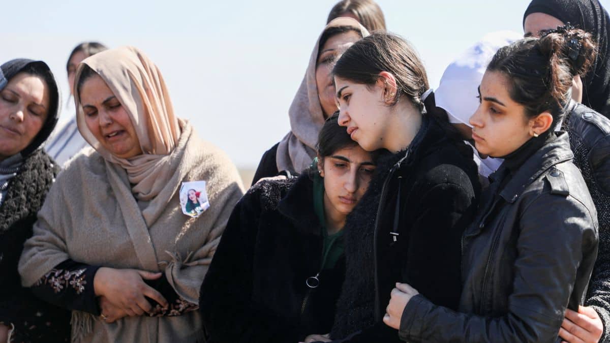 Syria violence: Who are Alawites, a minority Shia sect, targeted and ...