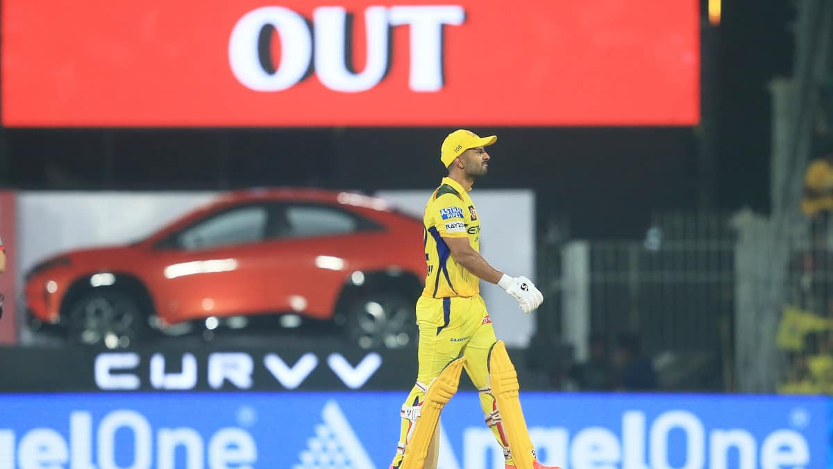 CSK vs KKR: Batting woes continue to haunt Super Kings as MS Dhoni endures forgettable return to ...