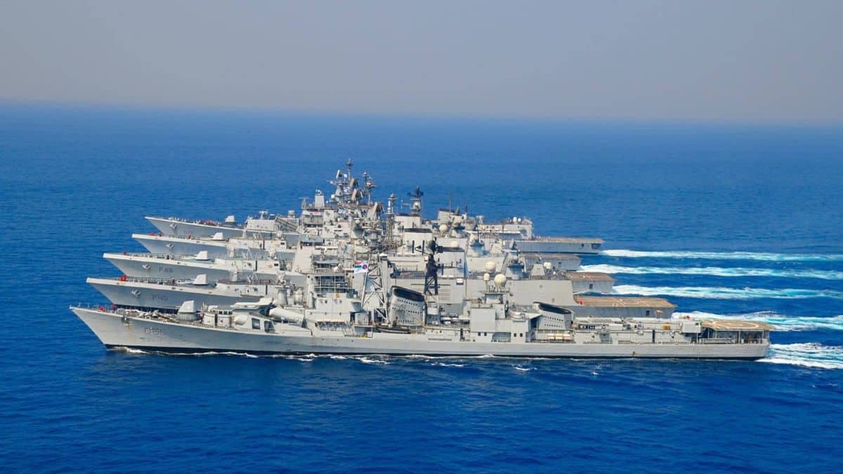 India-Pakistan tensions: Why the Indian Navy is a force to reckon with ...