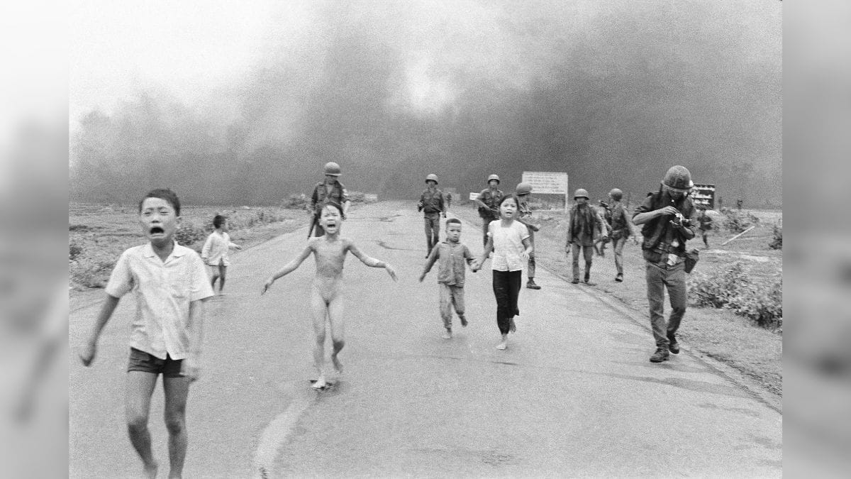 Who really took the iconic 'Napalm Girl' photo? The controversy surrounding Vietnam War image ...