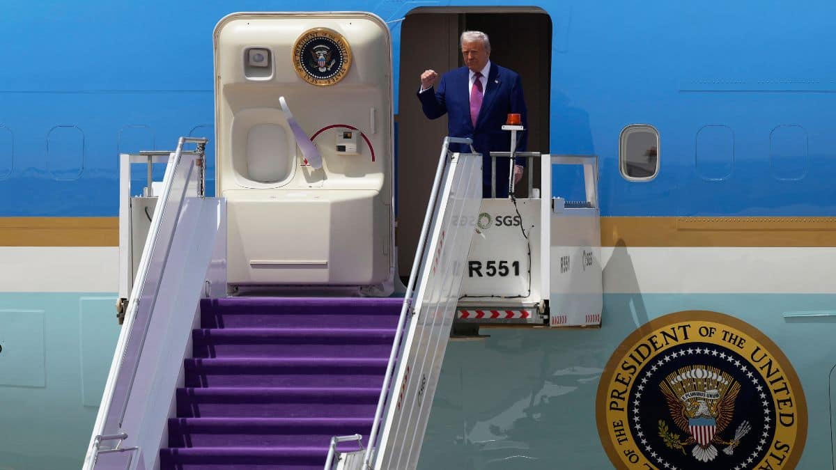 How much will it cost to convert Trump’s luxury jet gift from Qatar to ...