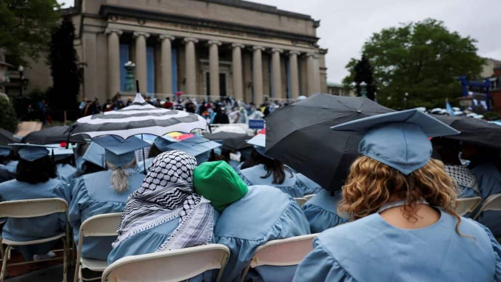 Trump threatens to strip Columbia University of its accreditation: Can he do it? What will be ...