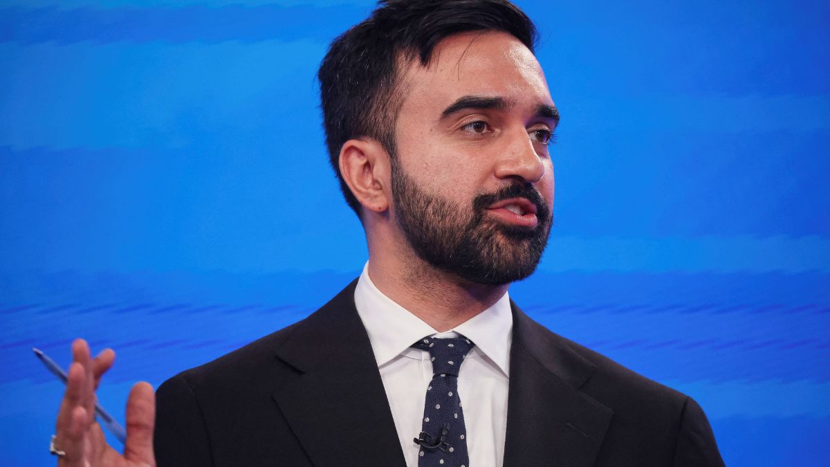 From burqa-clad Statue of Liberty to death threats: Mamdani faces ...