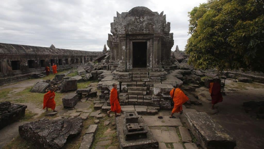 Thailand-Cambodia border dispute: Preah Vihar temple and Muen Thom, the ...
