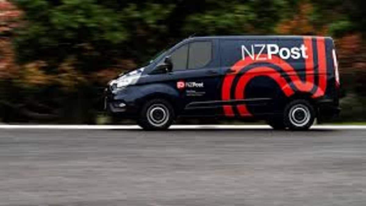New Zealand Post suspends deliveries to US over tariffs