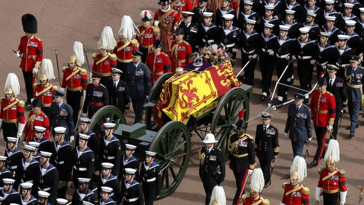 History Today: When Queen Elizabeth II, world’s most famous monarch ...