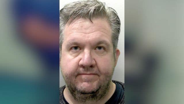 The shocking story of a British doctor who amputated his legs for ...