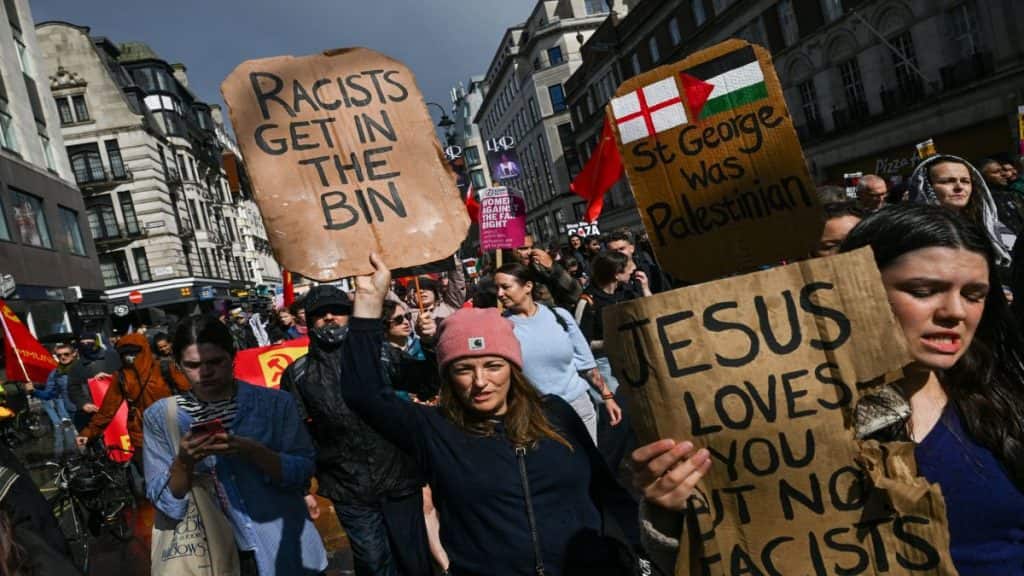 London witnesses massive anti-immigration protests: What exactly ...