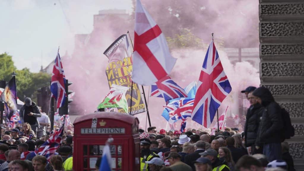 London witnesses massive anti-immigration protests: What exactly ...