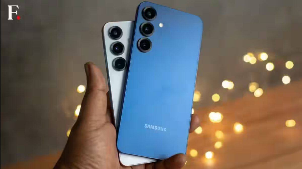 Top Compact Phones in India in 2025 from Apple, Samsung, OnePlus and ...