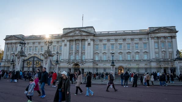UK jobs data error: ‘Artificially dampen’ labour market changes ...