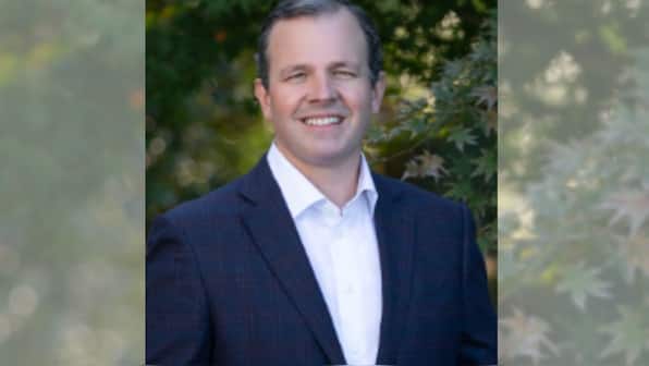 Who is Graham Walker, Fibrebond CEO, who gave over Rs 2,000 crore in ...