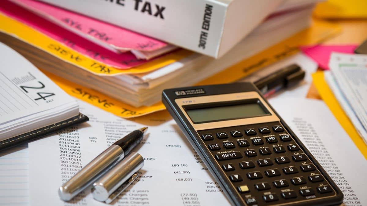 India plans capital gains tax waiver for foreign investors in ...