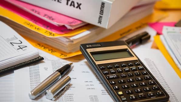 Income Tax Department raids: AI-led tax probe finds Rs 408 crore in ...