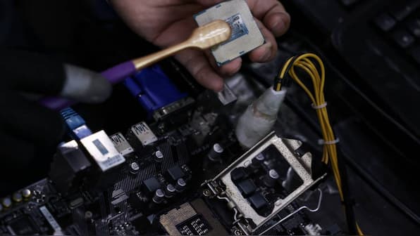 China tells tech firms to ditch US, Israeli cyber software, citing ...