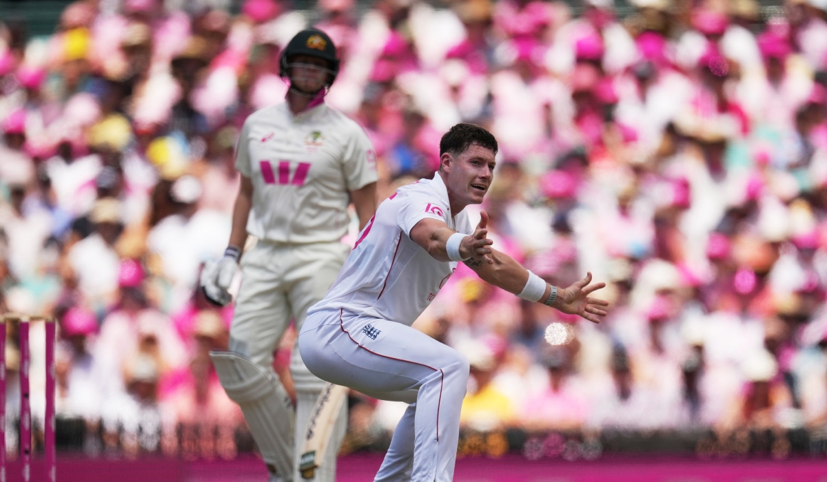 Head puts Australia shoulders above before Smith piles on misery on ...