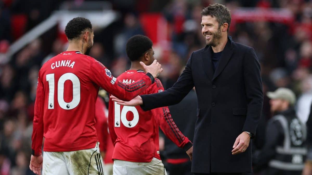 Michael Carrick impresses in debut game as Man Utd stun Man City: 'Boys ...