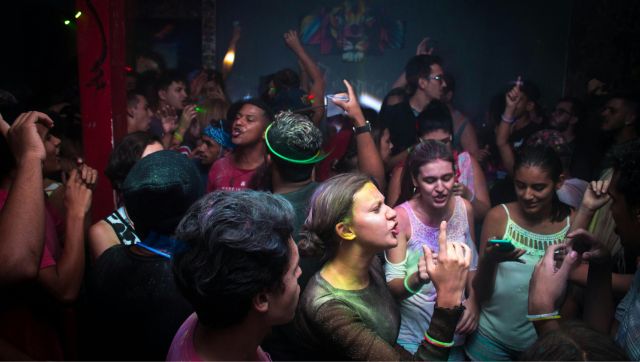 Karachi's 'Sober Nights' vs Delhi's 'Bhajan Clubbing': Comparing the ...