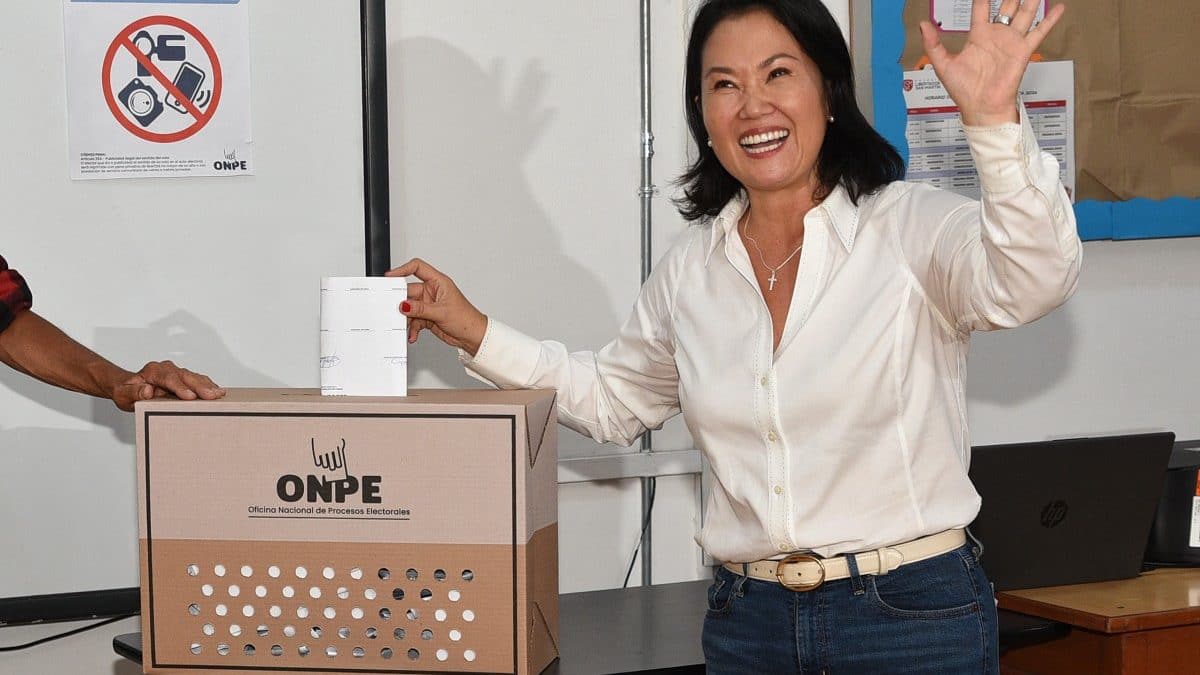 Peru presidential runoff too close to call as vote counting continues ...