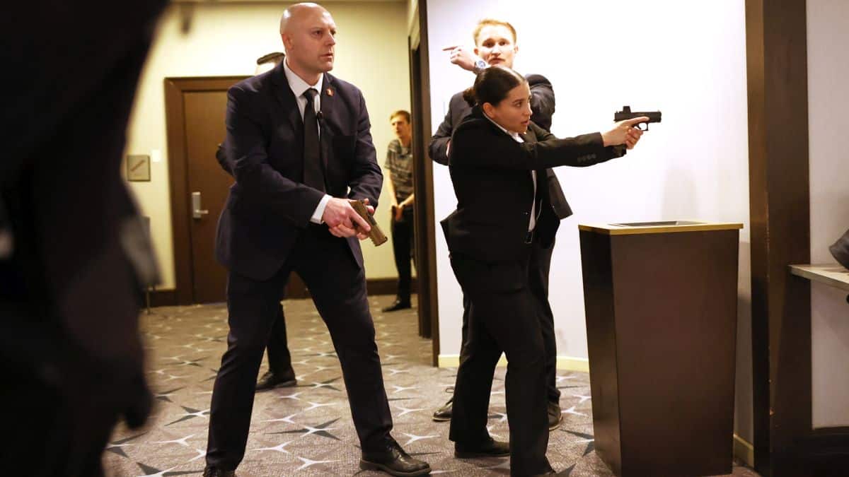 Trump dinner shooting sparks ‘false flag’ to ‘deep state’ conspiracy ...