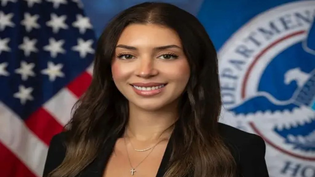 Did Julia Varvaro, a 29-yr-old Trump security official, ‘solicit funds ...