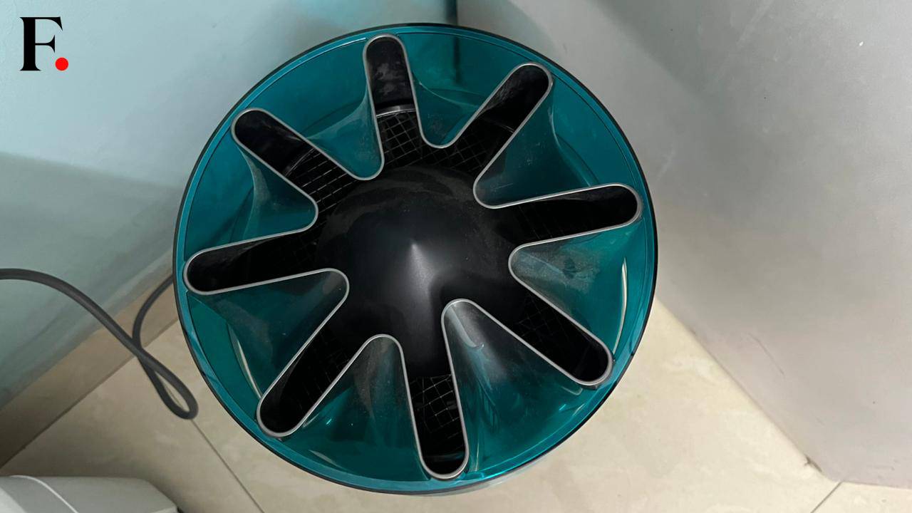 Dyson HushJet Purifier Compact review: An air purifier that lives up to ...