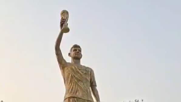 Lionel Messi could lose his statue in Kolkata due to 'structural flaws ...