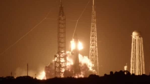 Blue Origin’s new Glenn rocket explodes during hotfire test at Cape ...
