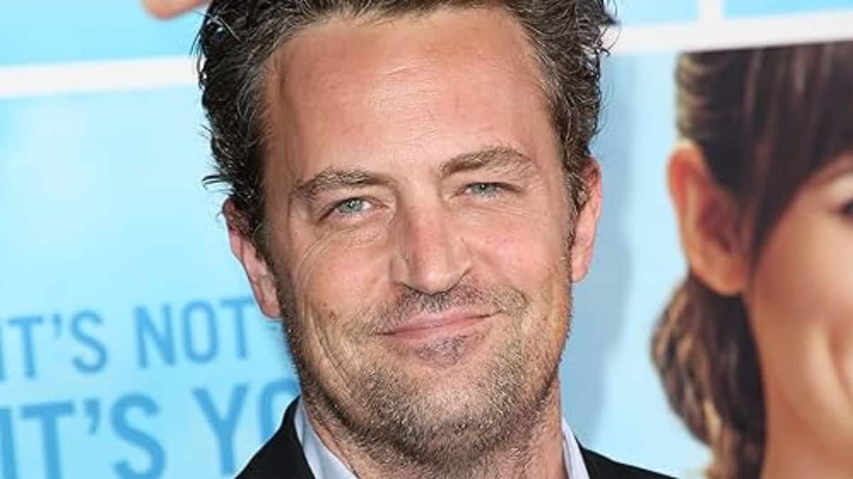 'Friends' star Matthew Perry's assistant gets more than three years in ...