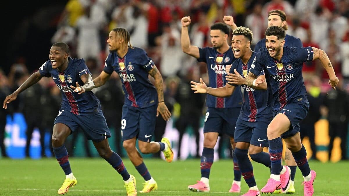 PSG vs Arsenal Highlights: Paris-Saint Germain are champions of Europe ...
