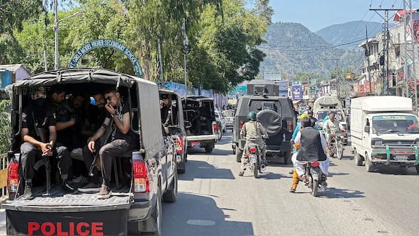 3 killed as Pakistan forces reportedly open fire on protesters in PoK ...