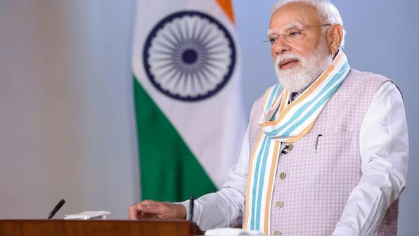 Modi vs Nehru: Decoding how their leadership and communication ...