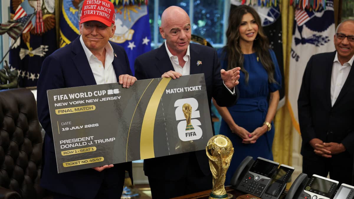 FIFA in turmoil after 180,000 World Cup tickets appear on resale ...