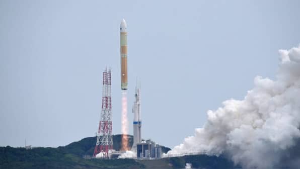 Japan's H3 rocket returns to space with successful launch after ...