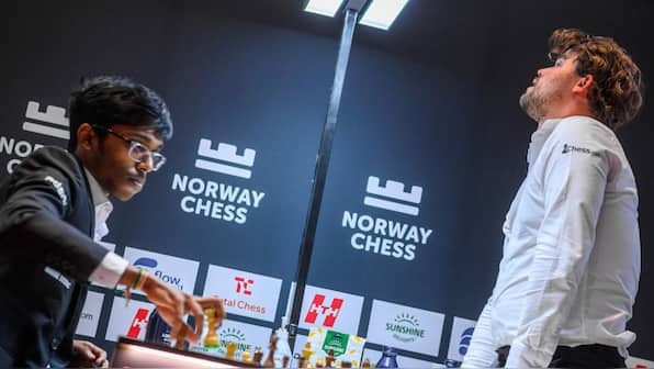 Norway Chess 2026 Round 8 Highlights: Praggnanandhaa defeats Carlsen ...
