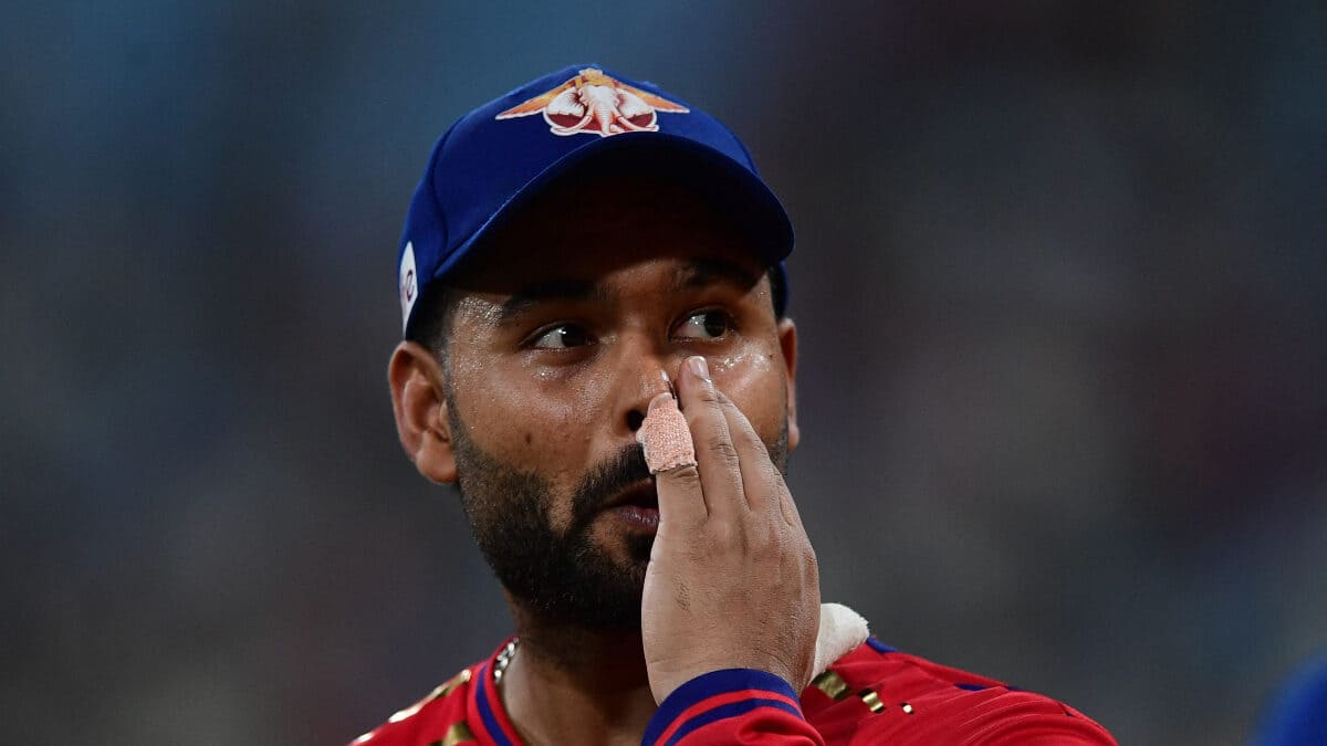 Rishabh Pant was sacked by LSG? Report claims LSG fired captain before ...