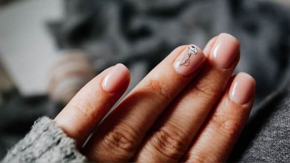 Why bare nails are becoming a luxury status symbol — and why critics ...